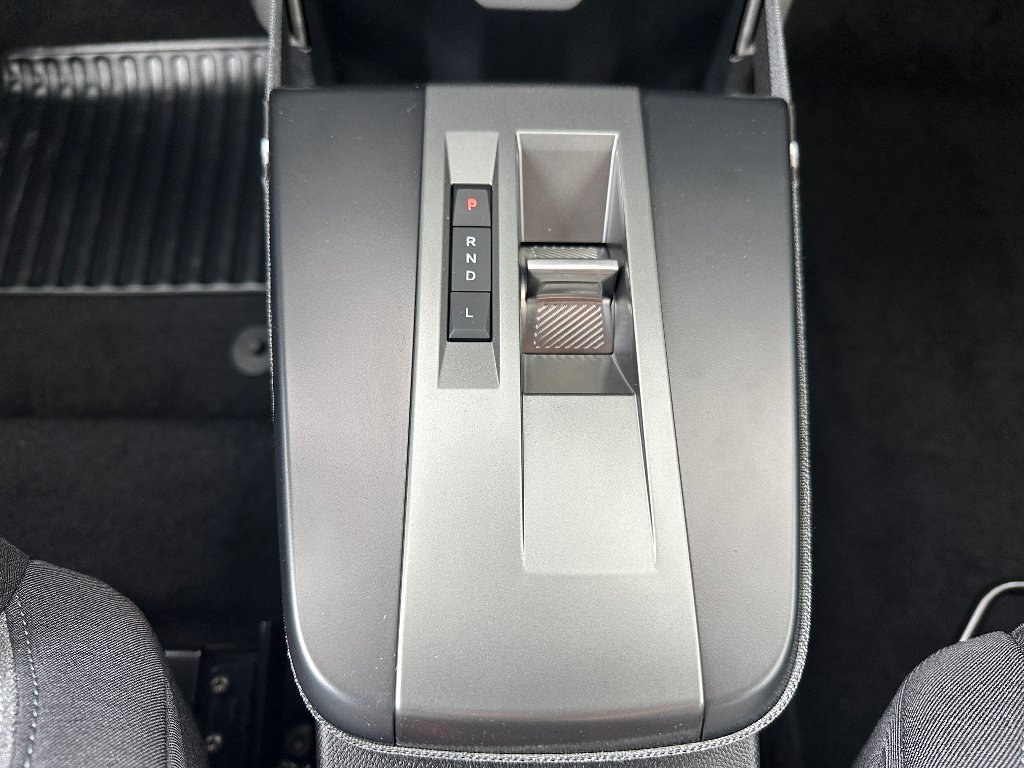 Opel Frontera ihned k odběru. Provedení Hybrid GS 1.2 Turbo 107kW za ...