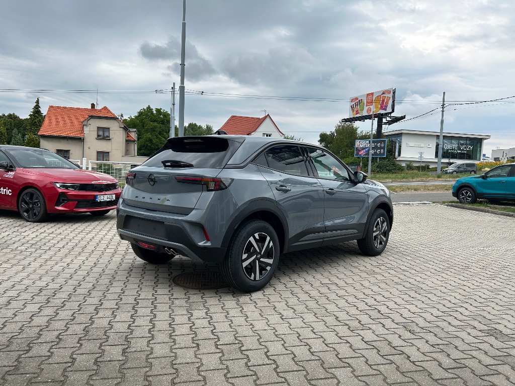 Opel Mokka ihned k odběru. Provedení HIT 1,2 Turbo 100kW MT6 za cenu ...